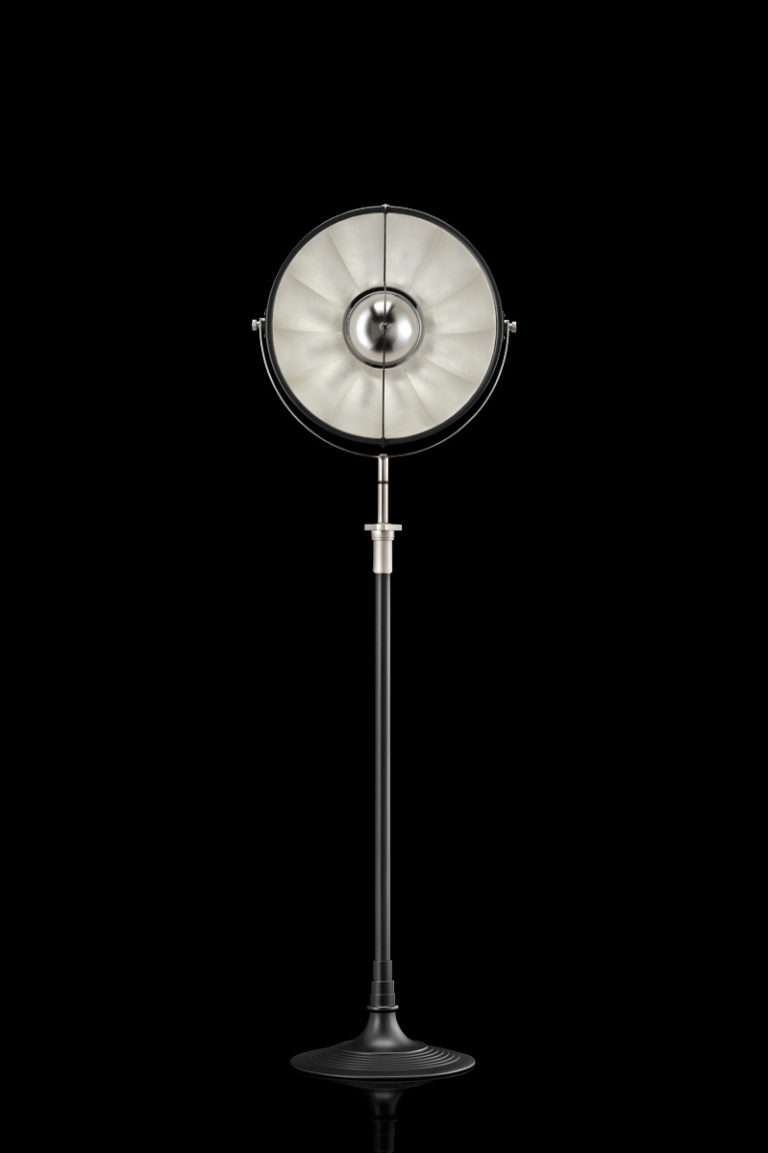 Studio 76 tripod floor lamp black & gold leaf - Fortuny
